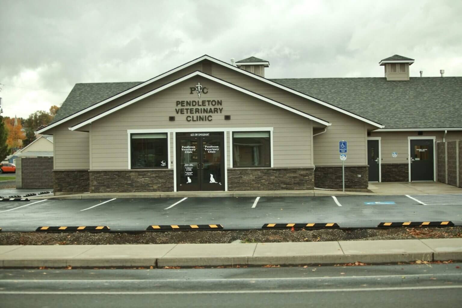 Our Location - Pendleton Veterinary Clinic